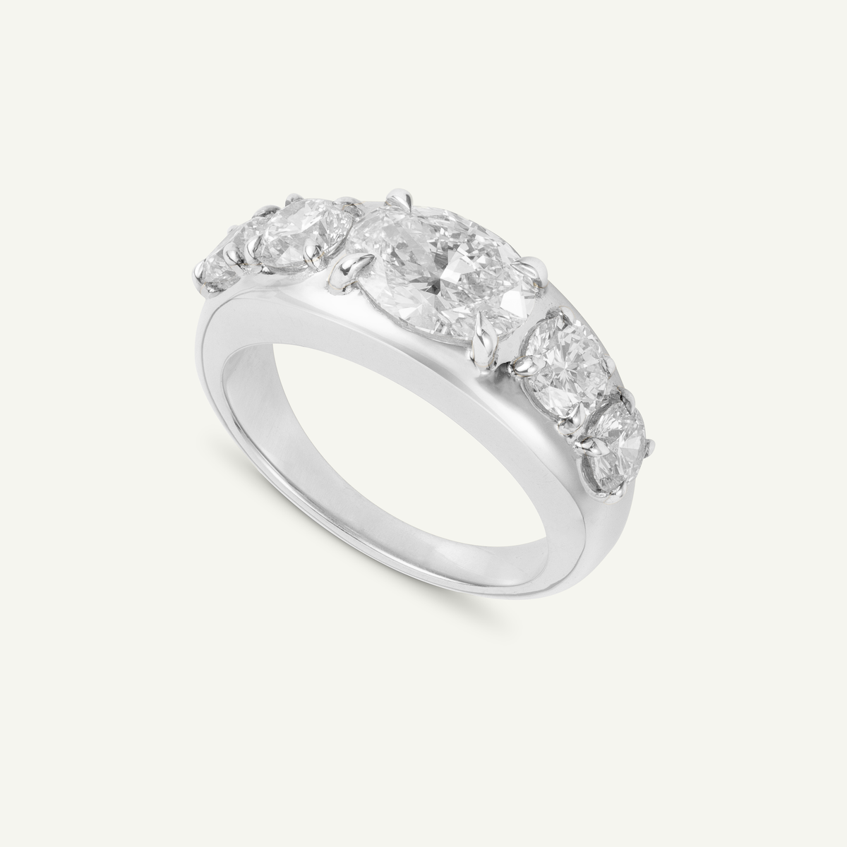 Monzie White Gold Ring – Sophie Whitelaw